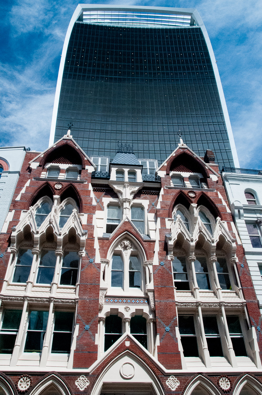 City grotesques, the screamer and other odd decorations – Symbols & Secrets