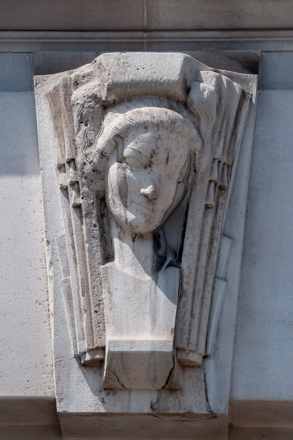 Horses, mermaids and memorials – more City Ladies – Symbols & Secrets