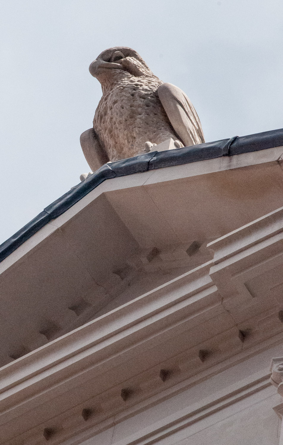 City grotesques, the screamer and other odd decorations – Symbols & Secrets