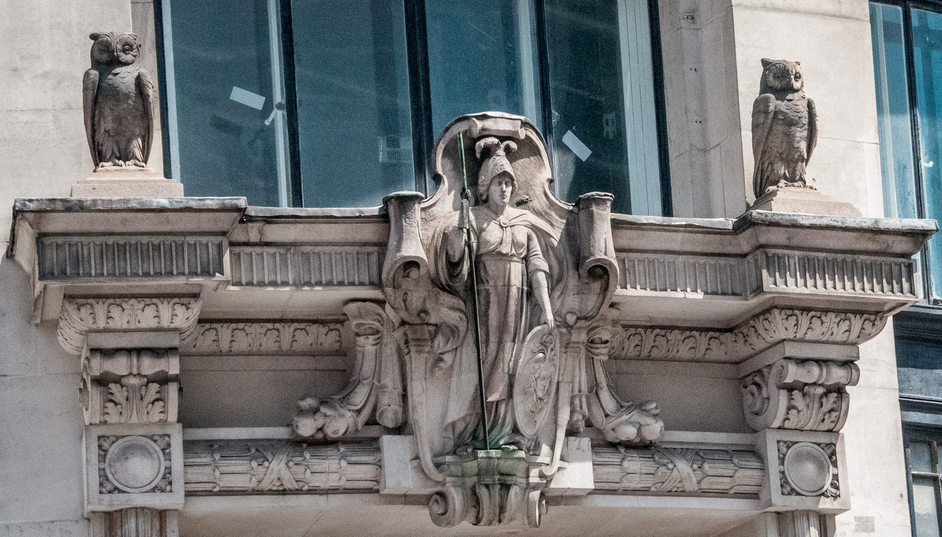 City grotesques, the screamer and other odd decorations – Symbols & Secrets