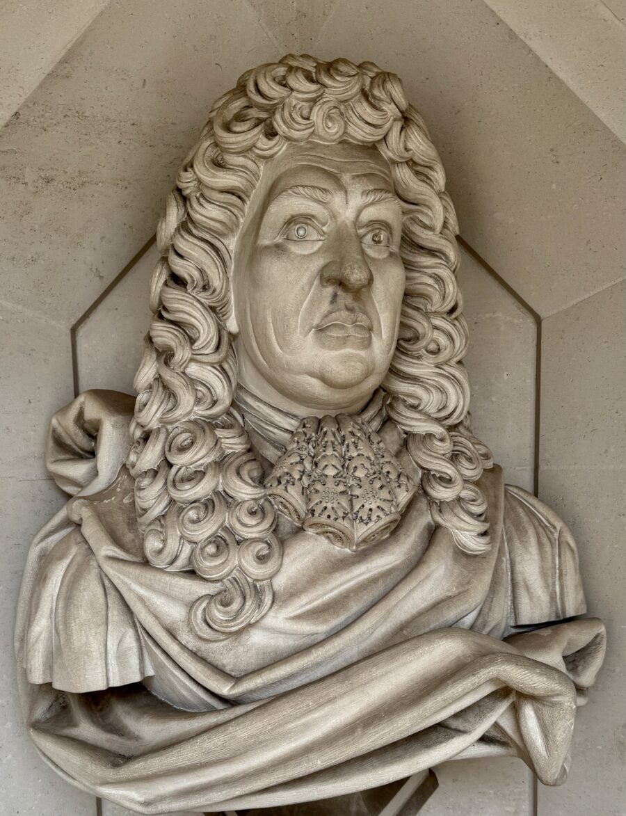 Sculpture at the Guildhall Art Gallery. – Symbols & Secrets